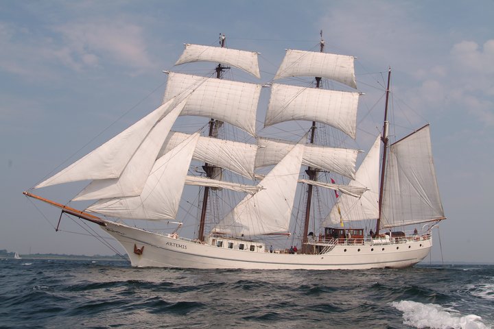 Segelschiff Artemis